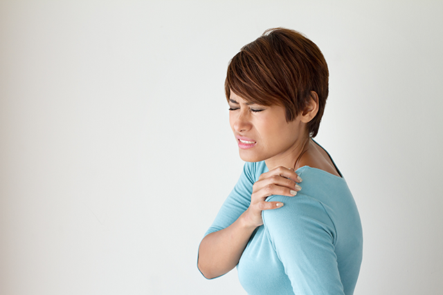 THE THREE MOST COMMON SHOULDER PAIN MYTHS
